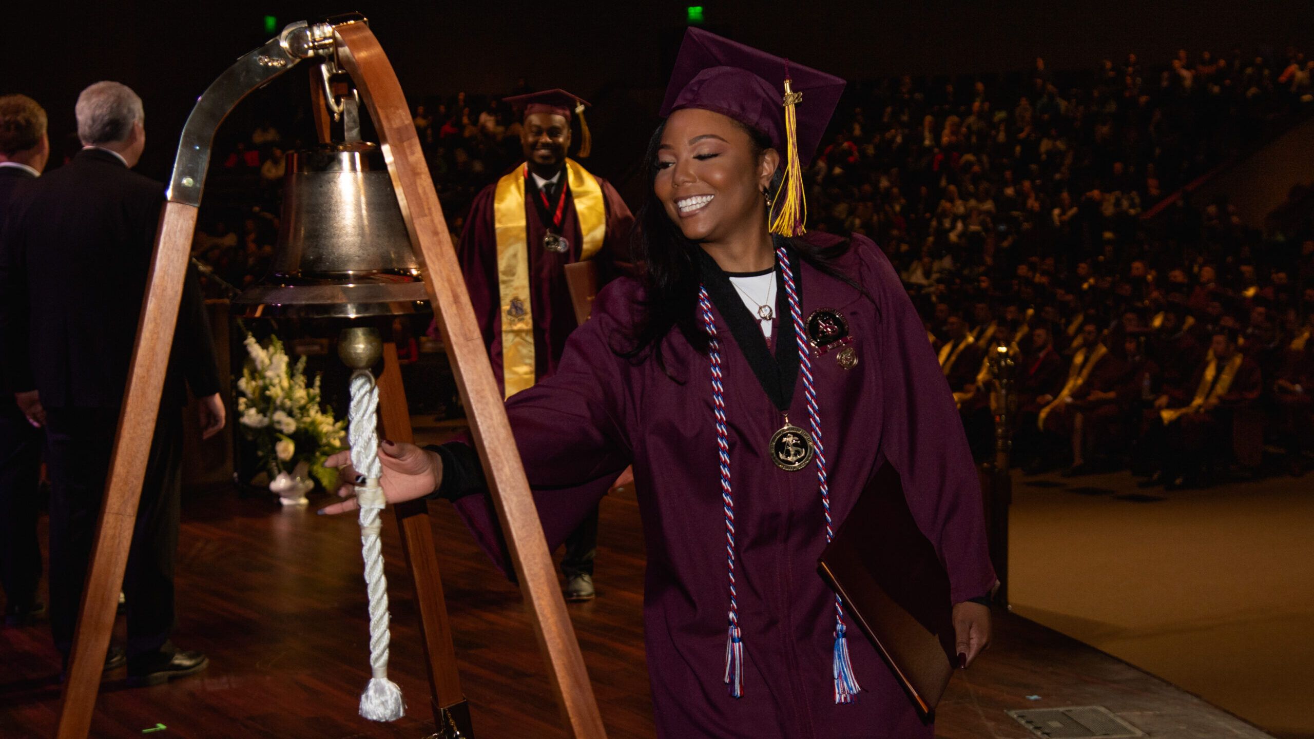 HII CELEBRATES 200 GRADUATES OF THE NEWPORT NEWS SHIPBUILDING ...