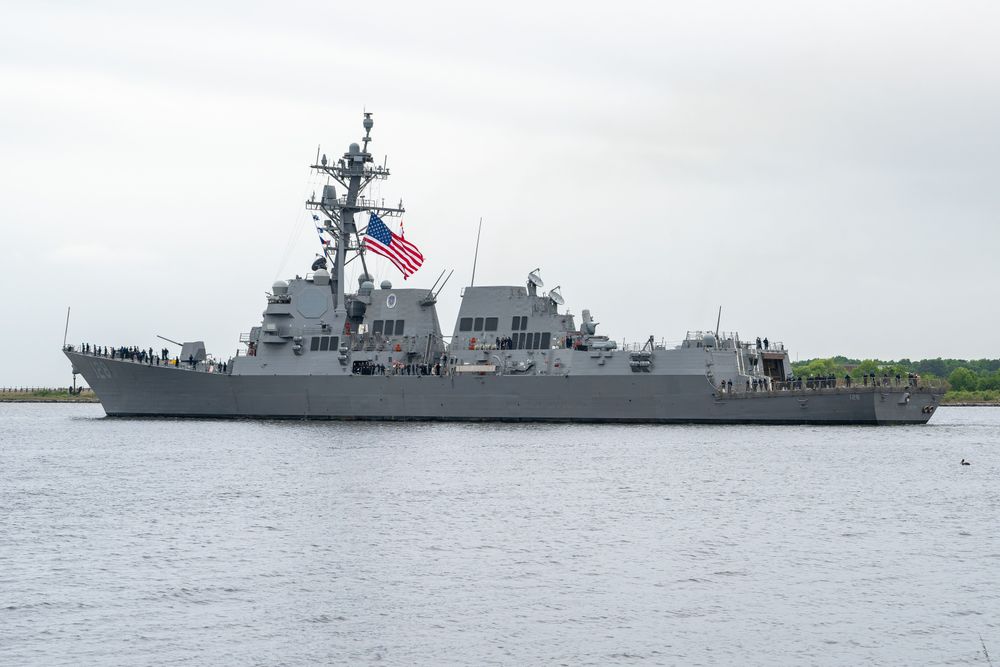 Flight III Destroyer Ted Stevens (DDG 128) Sails Away from HII’s ...