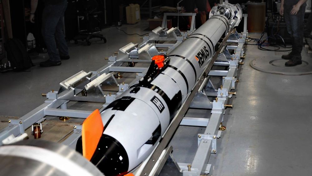 HII Builds on Manned-Unmanned Submarine Teaming Success with New ...